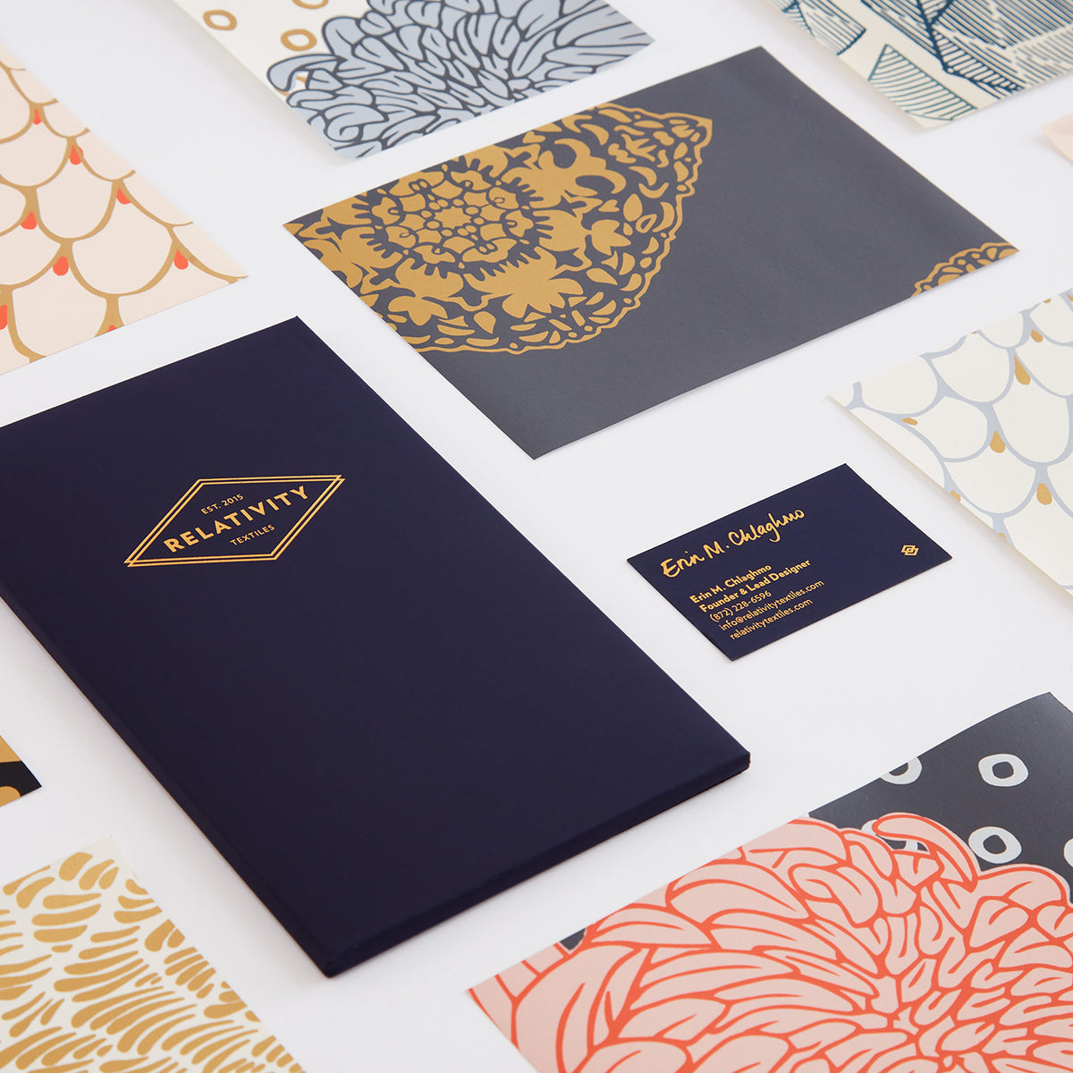 taking wallpaper samples